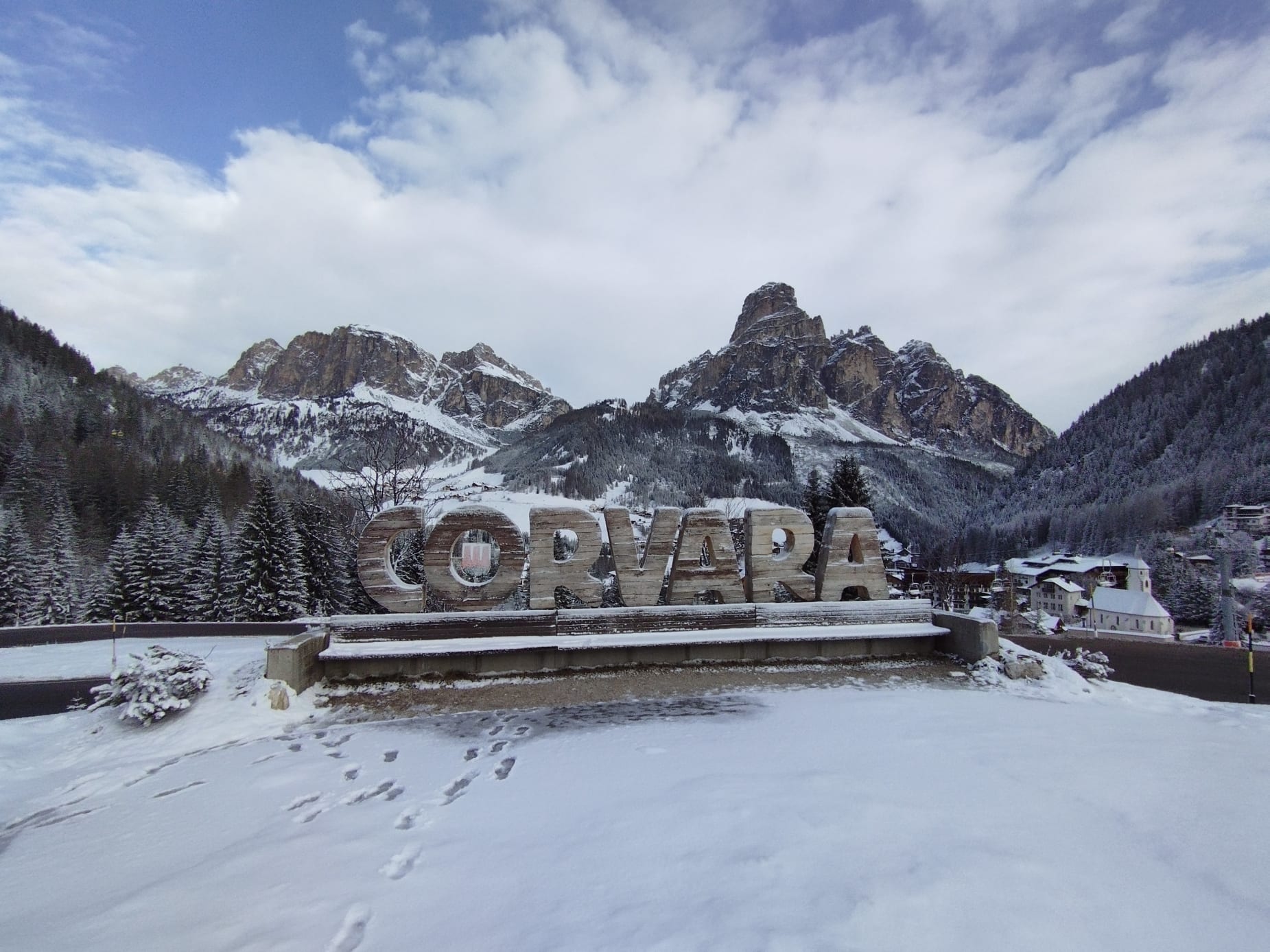 Corvara Skiing Review